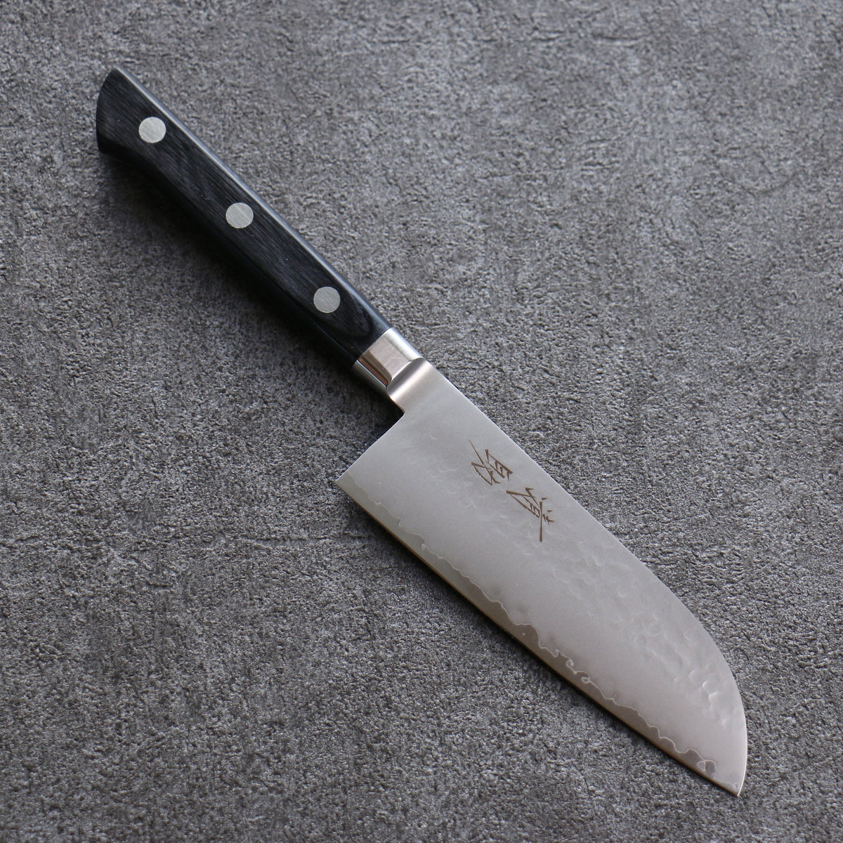 Seisuke VG5 Hammered Kasumitogi Santoku 120mm Black Pakka wood Handle ...